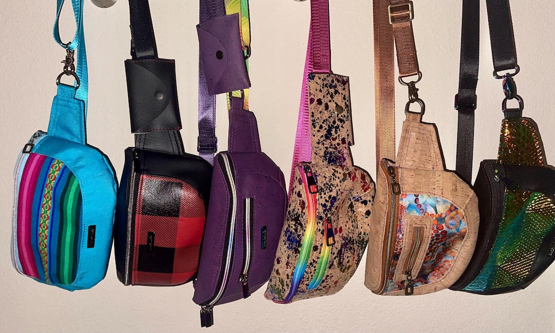 Clamshell Sling Bag - Etsy