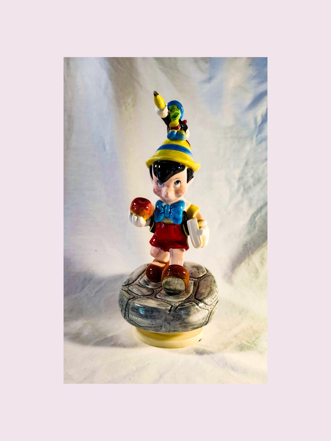 Vintage Disney/schmid - Pinocchio and Jimmy Cricket - Music Box - Etsy