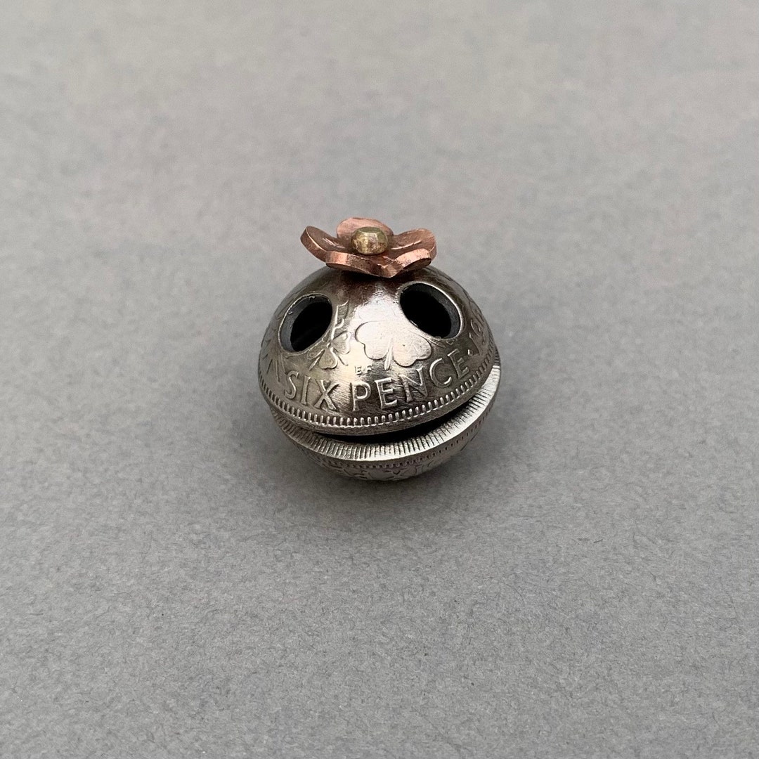 Handmade Flower Pud: Recycled Sixpence Coin Art - Etsy