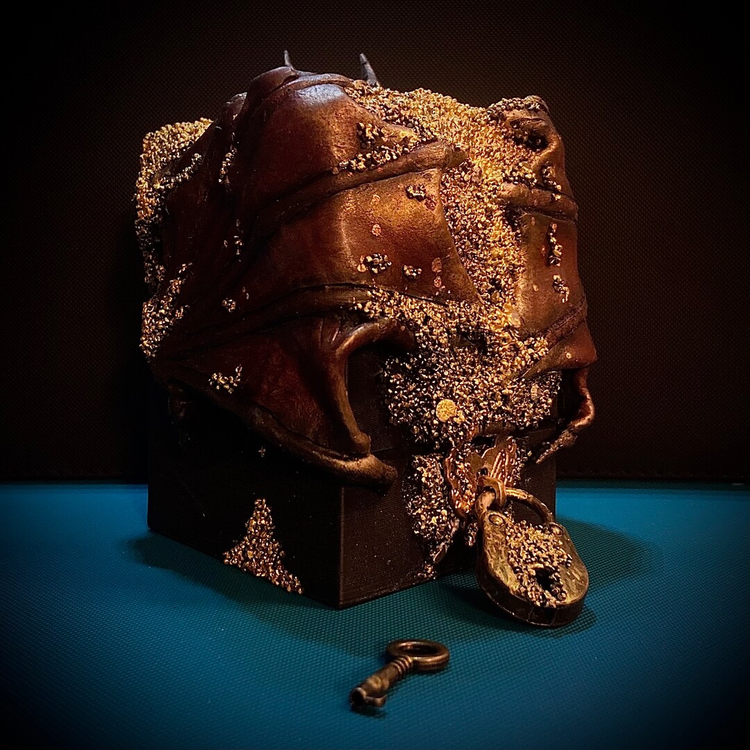 Deckbox Magic the Gathering Lord of the Rings Smaug Dragon Treasure ...