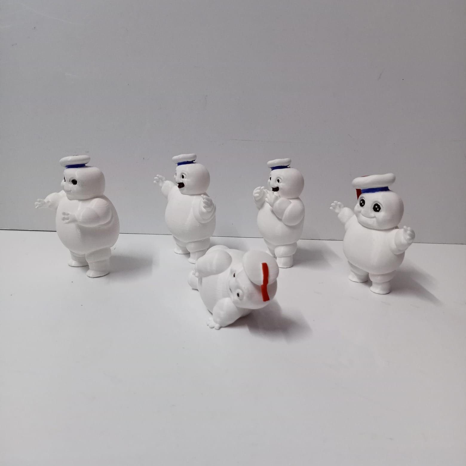 5 Cute Baby Puft Marshmallow 3D Figure Miniature Tabletop Statue Model ...