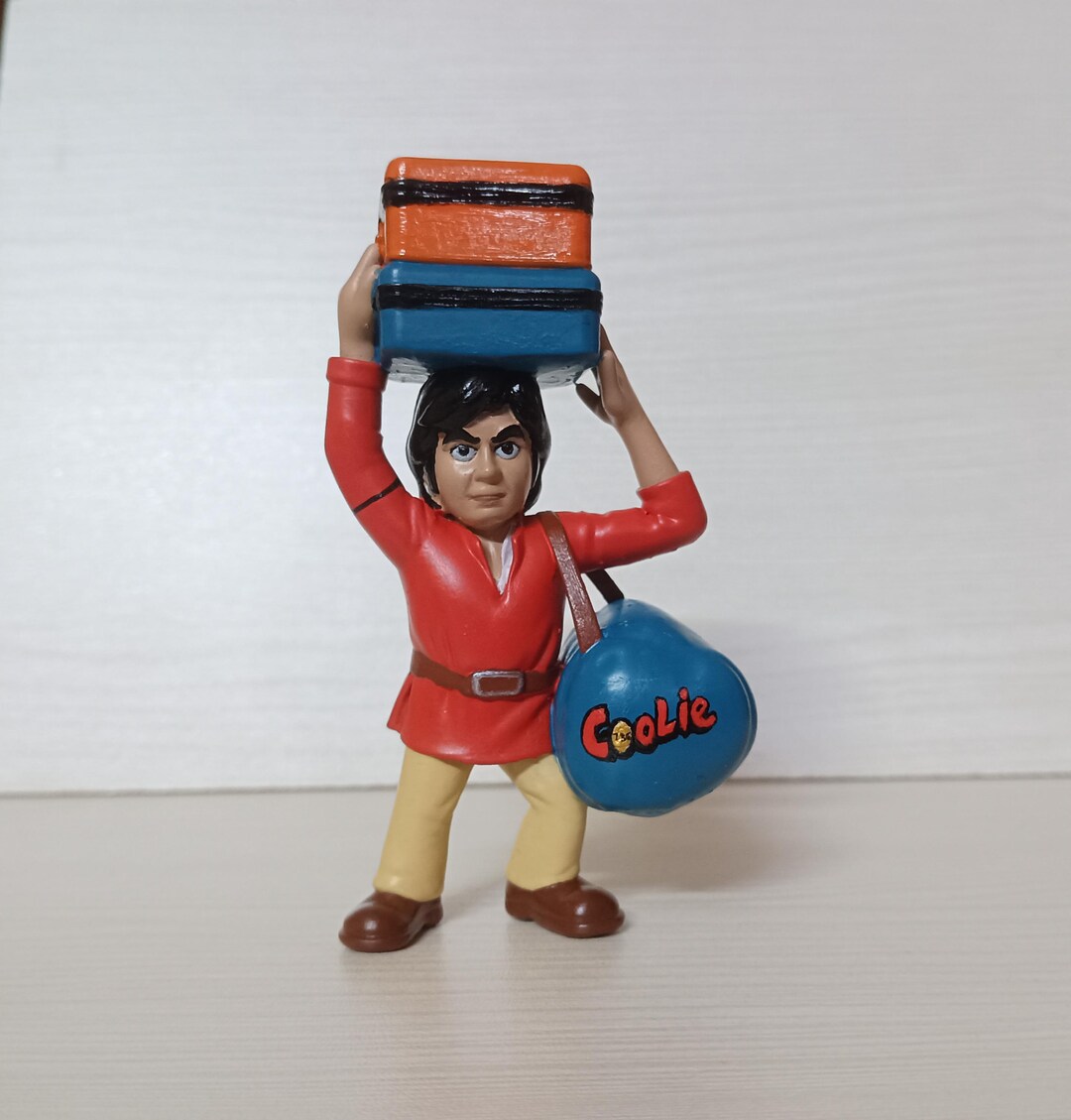 Miniature Bollywood Figure Amitabh Chibi Coolie 3D Model Statue Diorama ...
