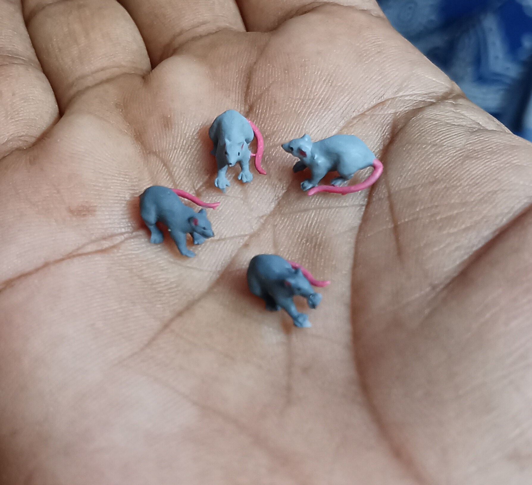 Lot4 Miniature Mouse Mice Rat 1:12 Scale Bird Mini for Horror Dollhouse ...