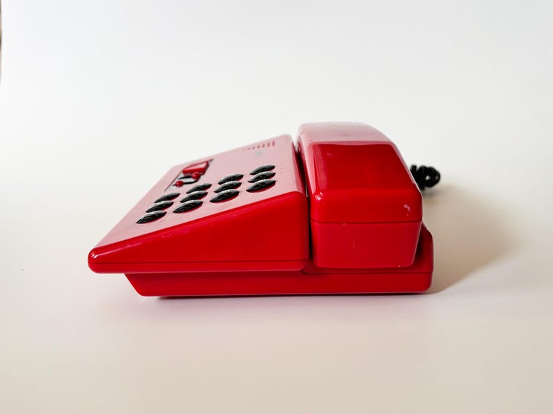 Retro ‘80s Cherry Red Telephone Angular Futuristic Telemax Landline W ...