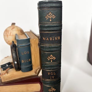 Vtg Seafaring Themed Bookends Resin Antique Book & Explorer Tools 2pc ...