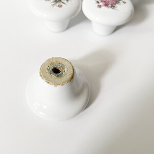 Vtg Porcelain Drawer Pulls Cabinet Knobs Purple Pink Floral Design W/ Sprigs of Yellow 9pc Set ...