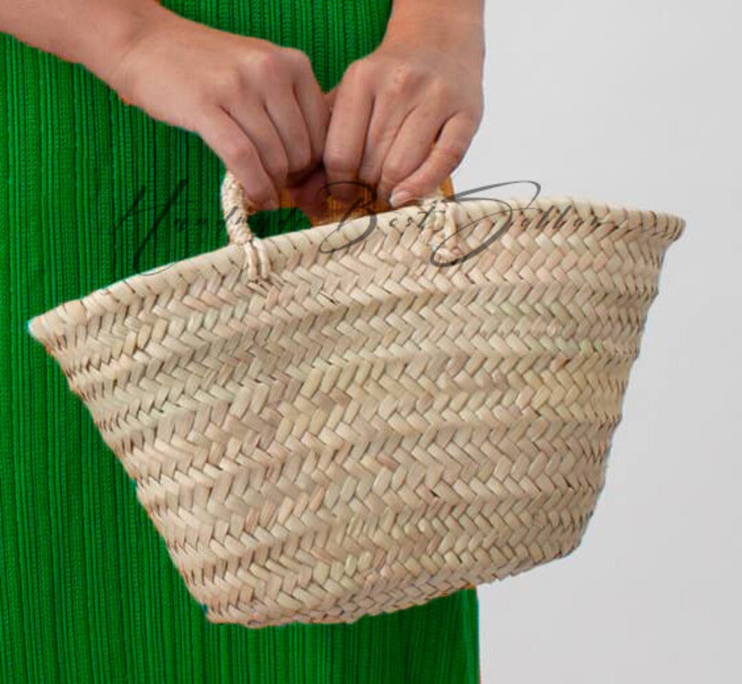 50% off NATURAL STRAW BASKET Small Rose Basket Gift Straw - Etsy