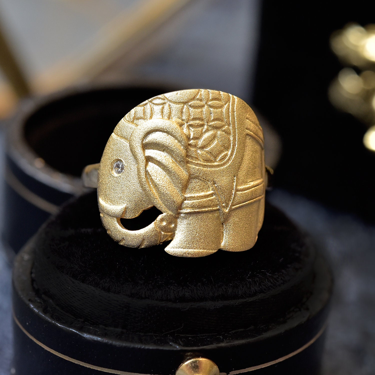 Gold Elephant Ring solid 18k gold Diamond Ring Elephant | Etsy