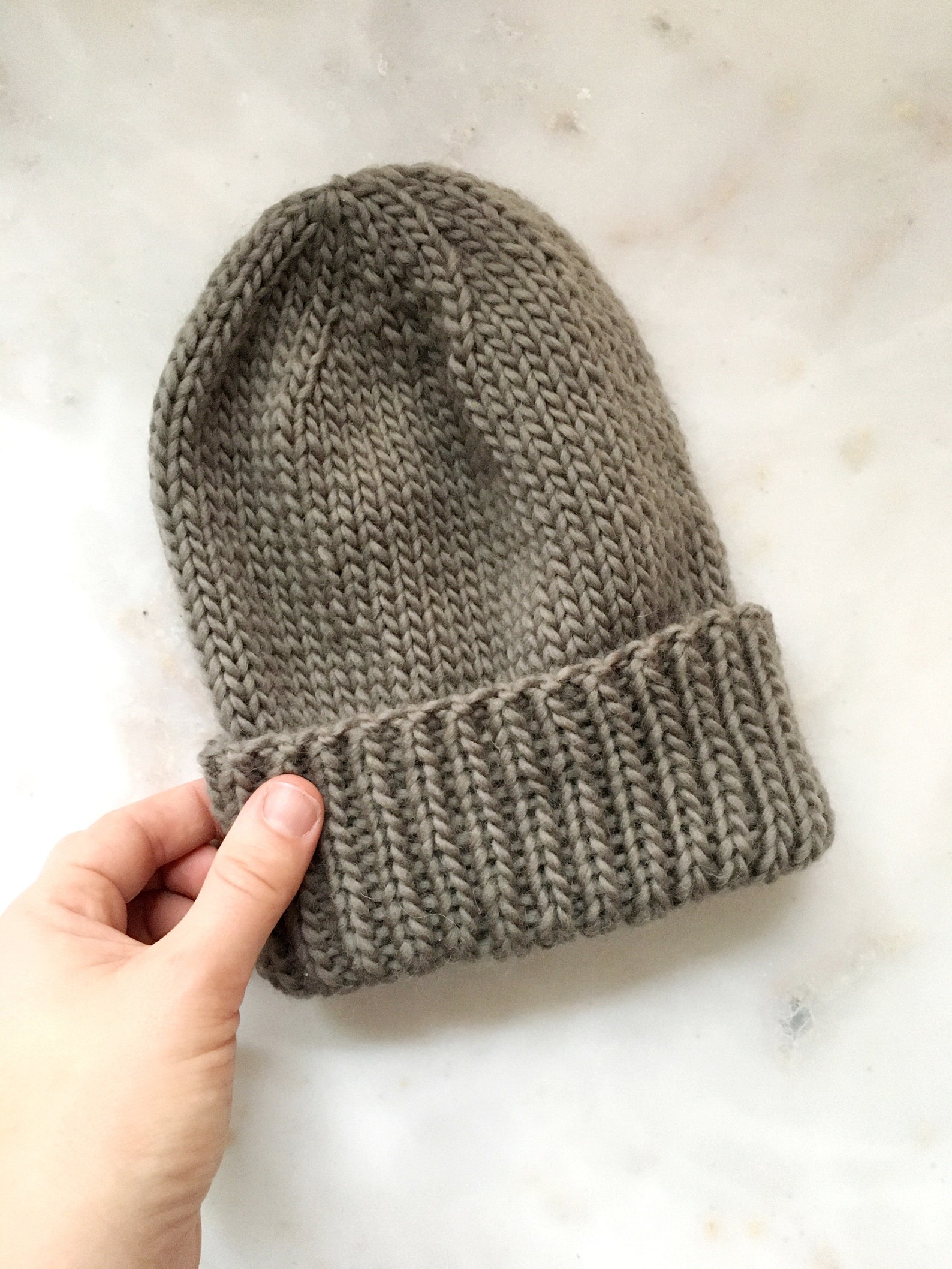 Classic Cuff Beanie knitting Pattern - Etsy