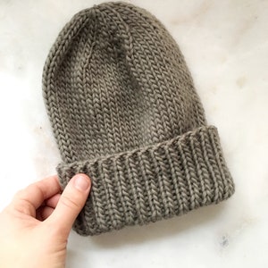 Classic Cuff Beanie [knitting Pattern] - Etsy