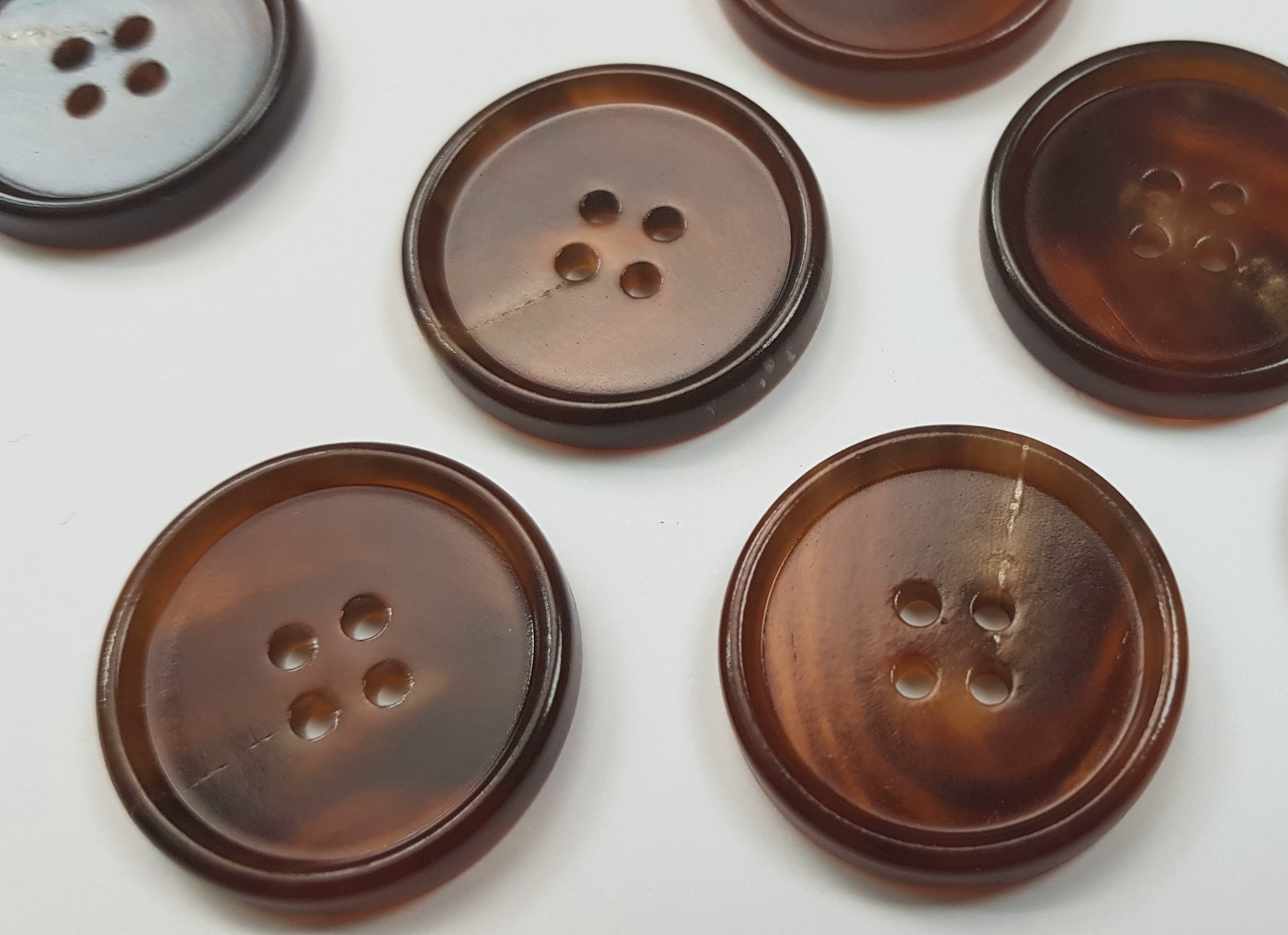 Real Horn Brown Buttons for Coats and Outerwear. - Etsy