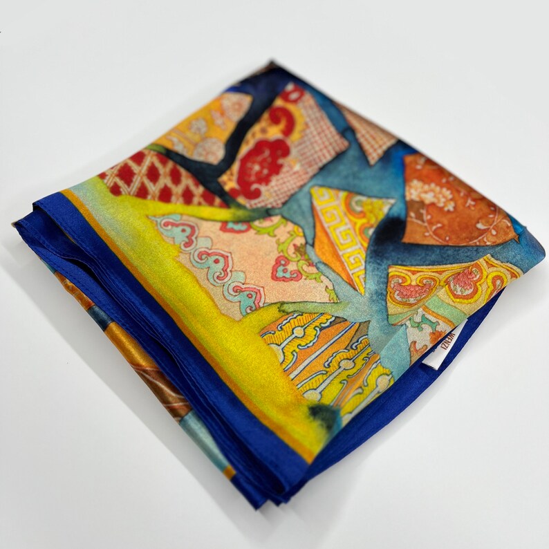 Mulberry Silk Scarf, Hand-painted Pattern by Wenzi, Size 90x90cm ...