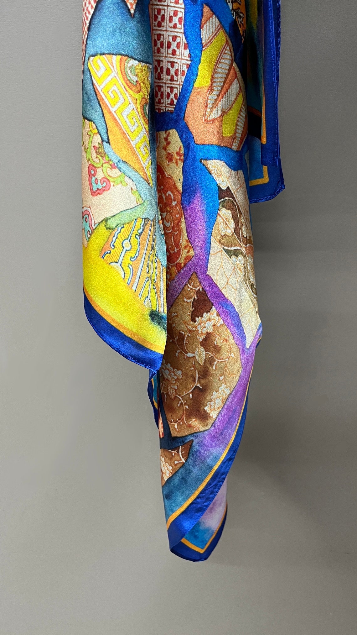 Mulberry Silk Scarf, Hand-painted Pattern by Wenzi, Size 90x90cm ...