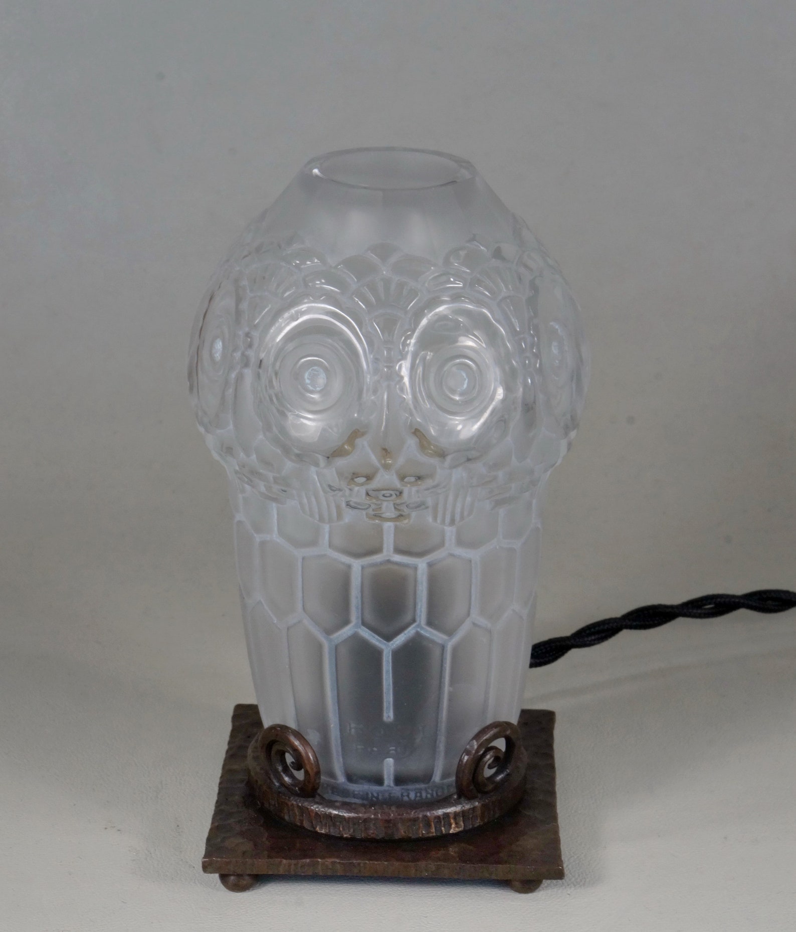 ROBJ : French 1930 Art Deco Lamp ......... Perfume Burner 1925 Muller ...