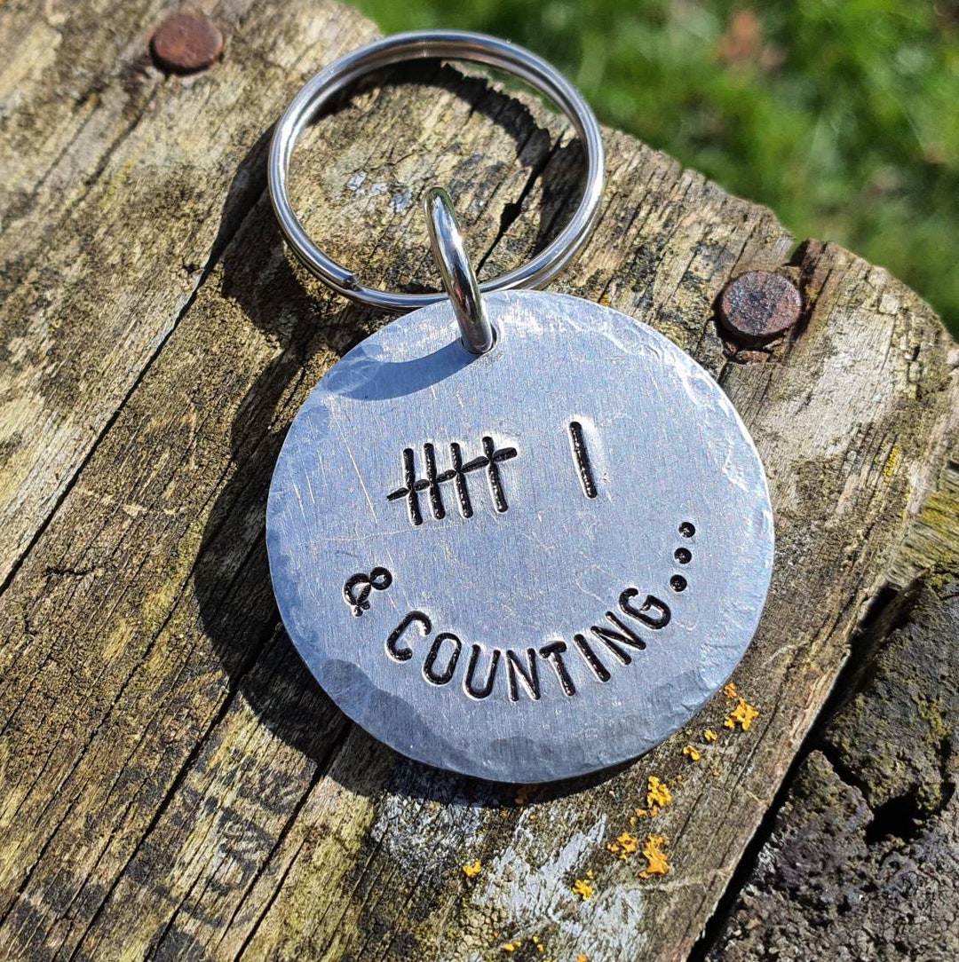 Tally Mark 6 Years and Counting Keyring Husband Wife Gifts for Men ...