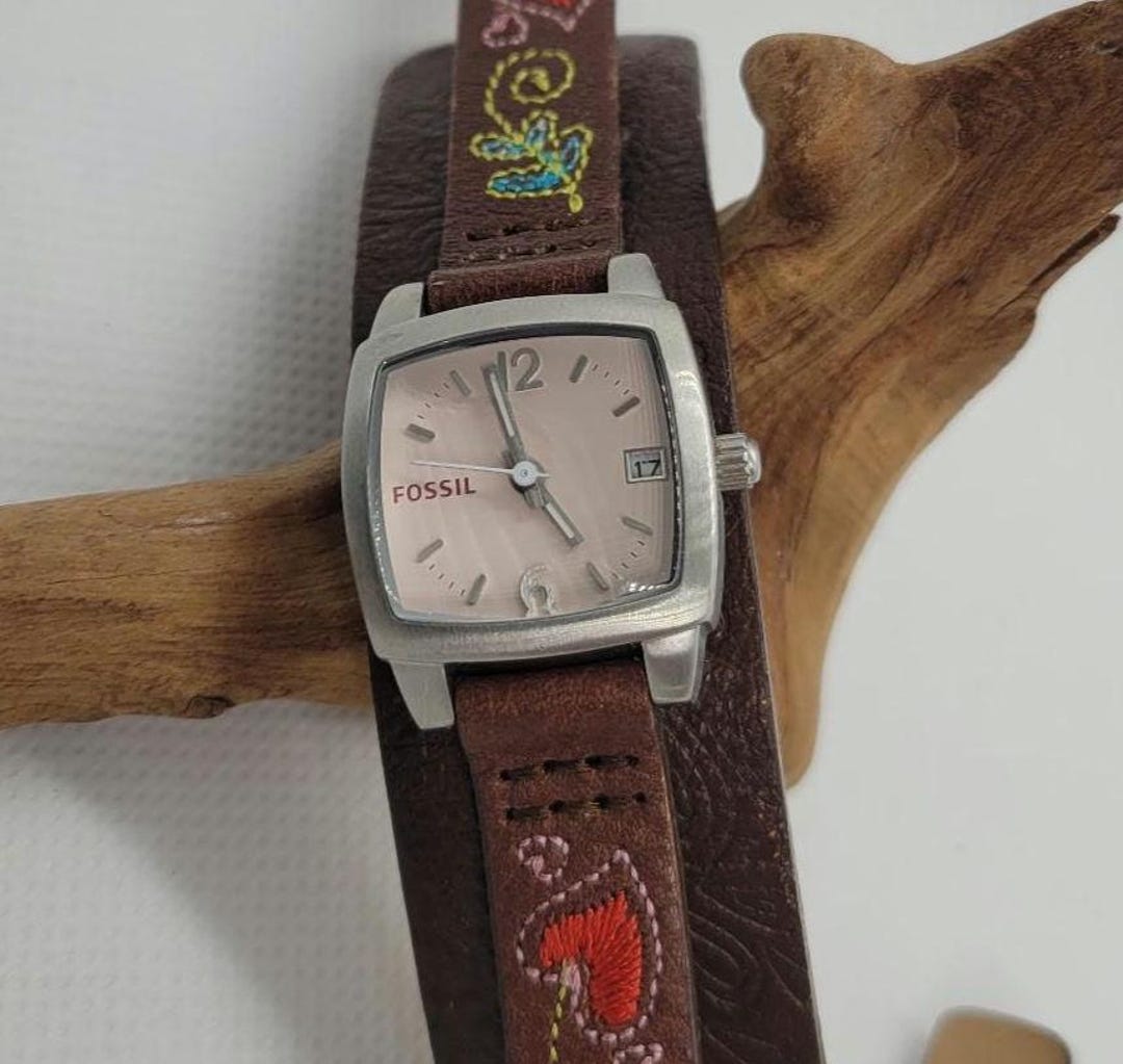 Vintage Women's Fossil Watch - Etsy