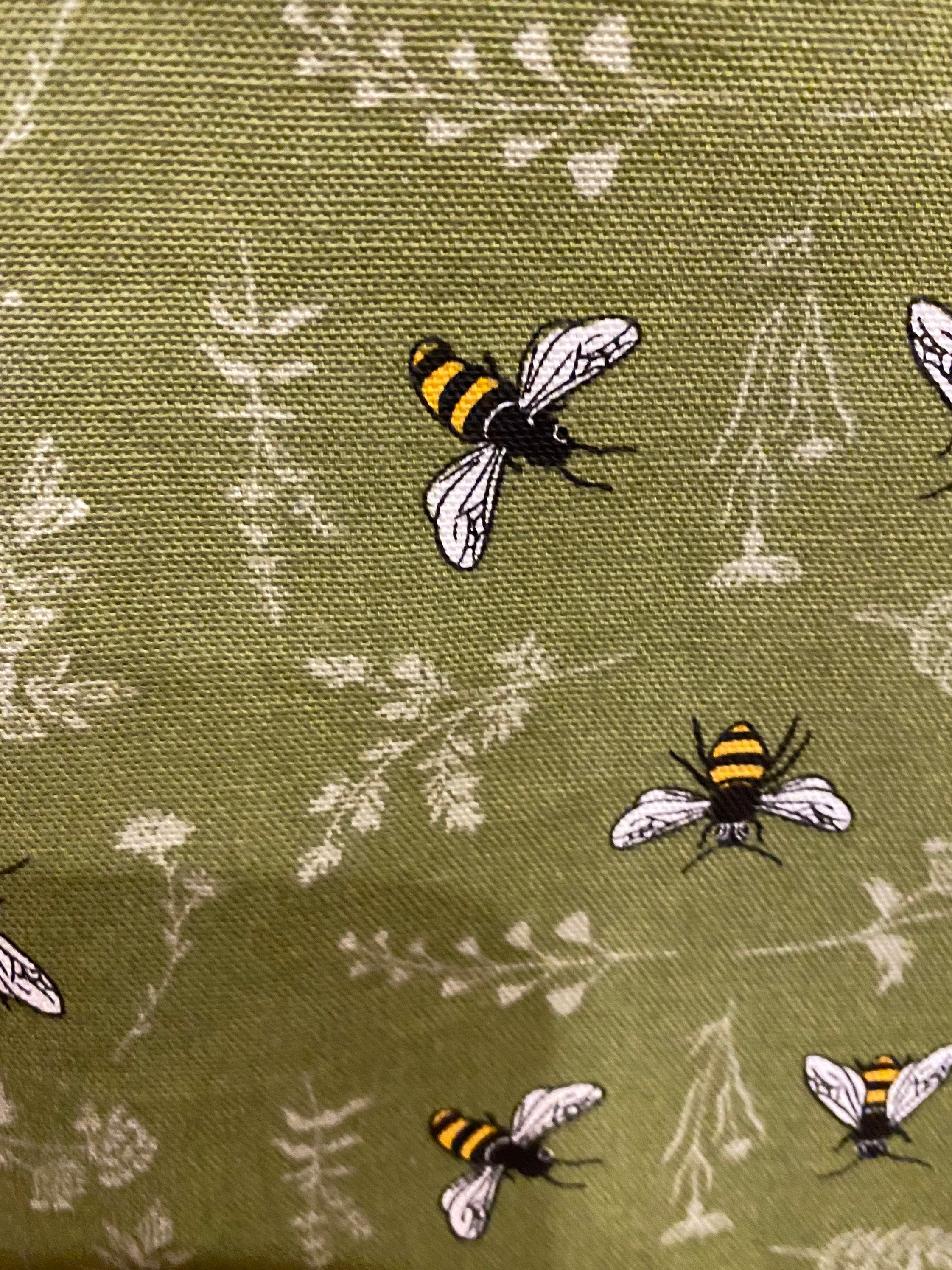 Bee Apron Green Bee Apron Honey Bee Apron Chef Apronbaking - Etsy