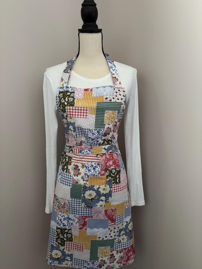 Floral Patchwork Print Apron ~ Kitchen Accessory~ Floral Patch Print ...
