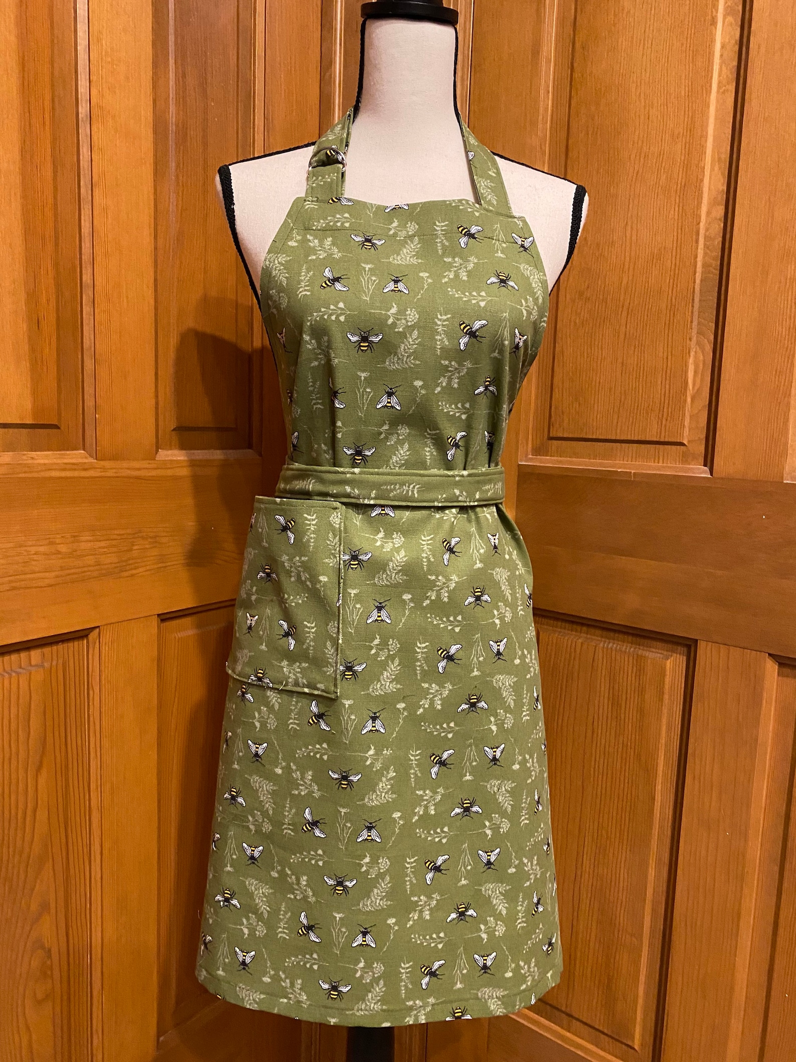 Bee Apron Green Bee Apron Honey Bee Apron Chef Apronbaking Apron Bumble ...