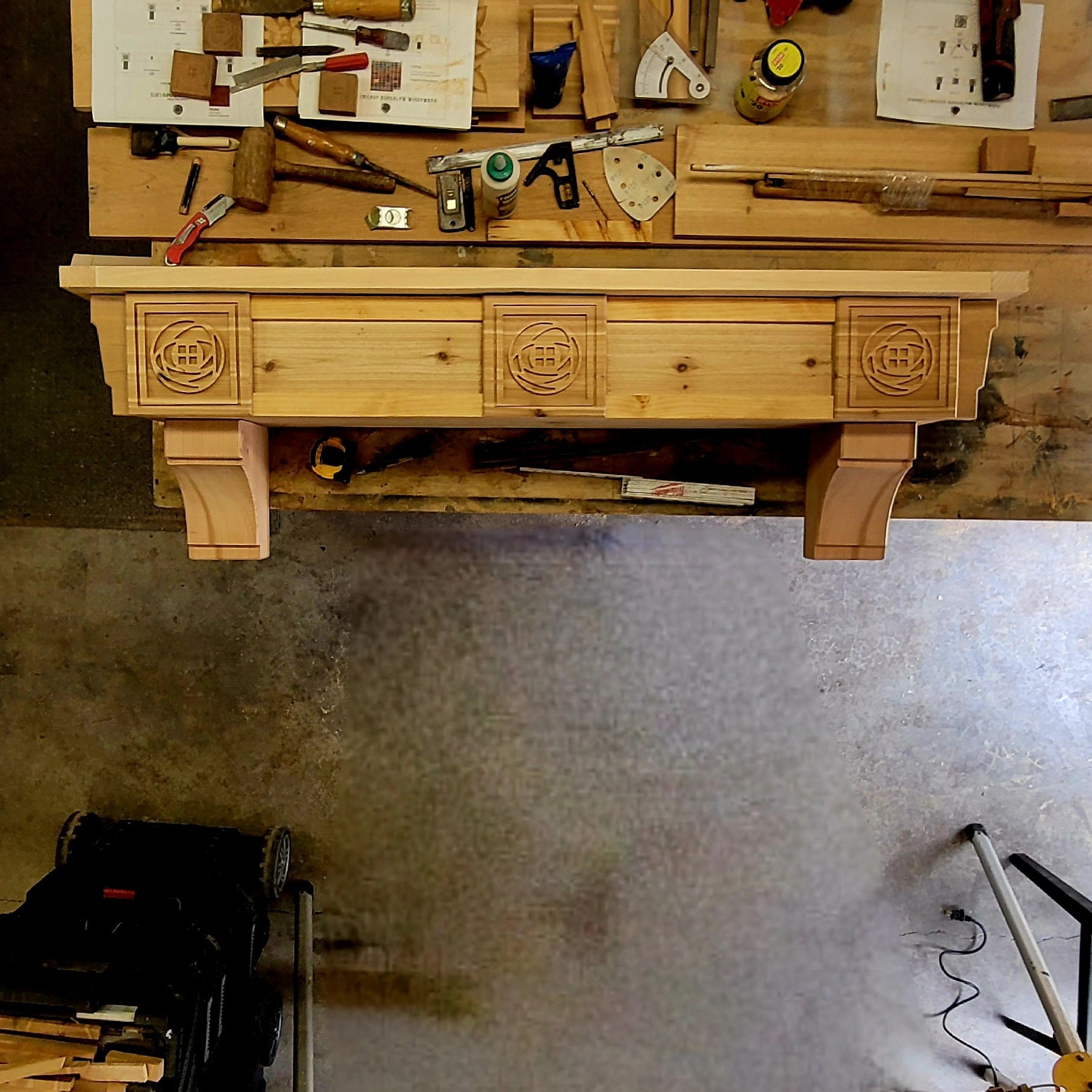 Bespoke Bungalow Style Windowbox – Glasgow Rose with Corbels | mgmforex.com