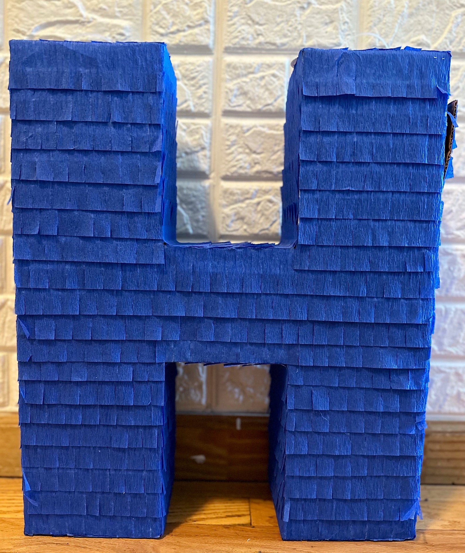 Custom Letter Backdrop Pinata, Custom Names, Letter Decor, Free ...