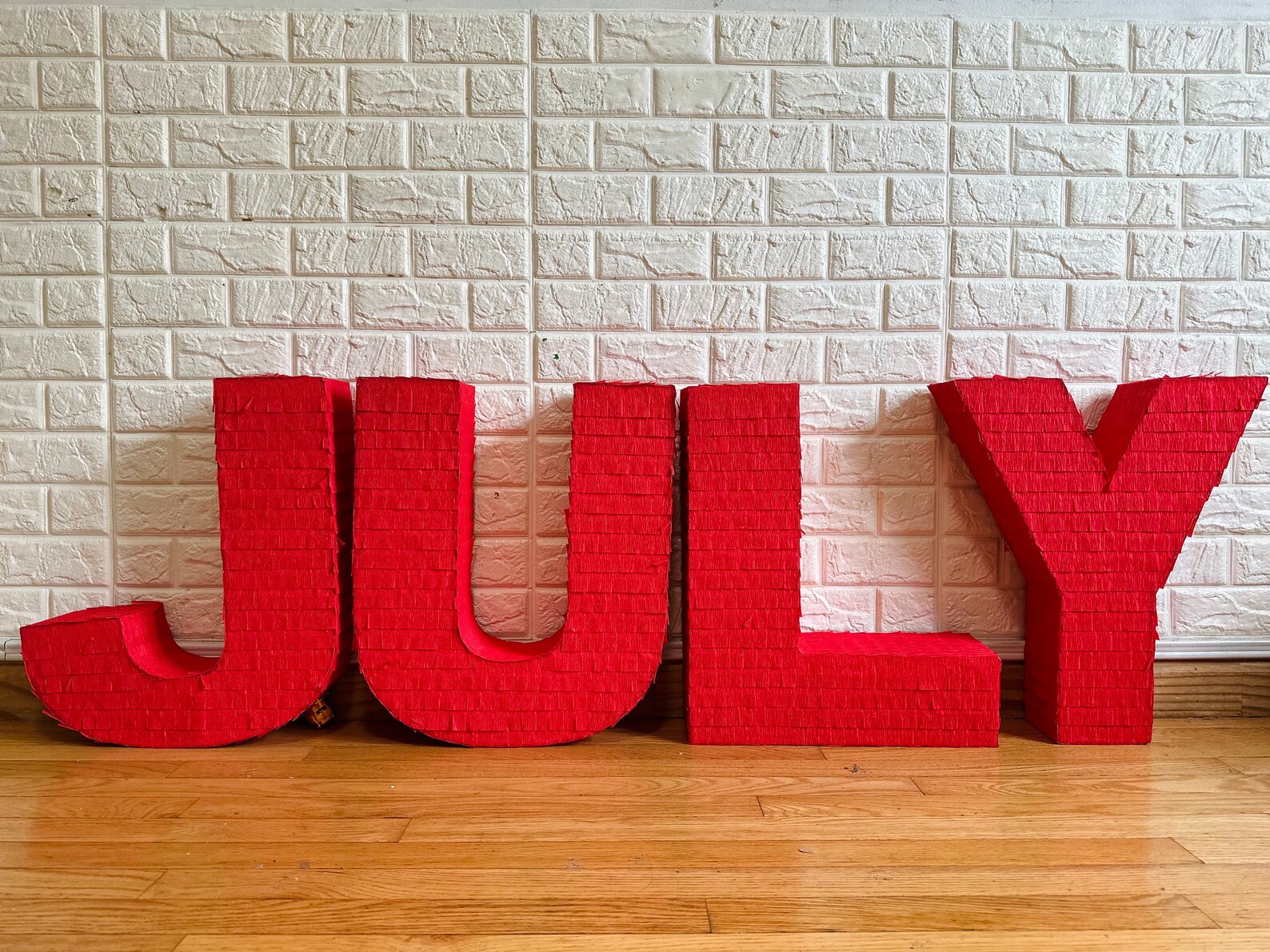 Custom Letter Backdrop Pinata, Custom Names, Letter Decor, Free ...