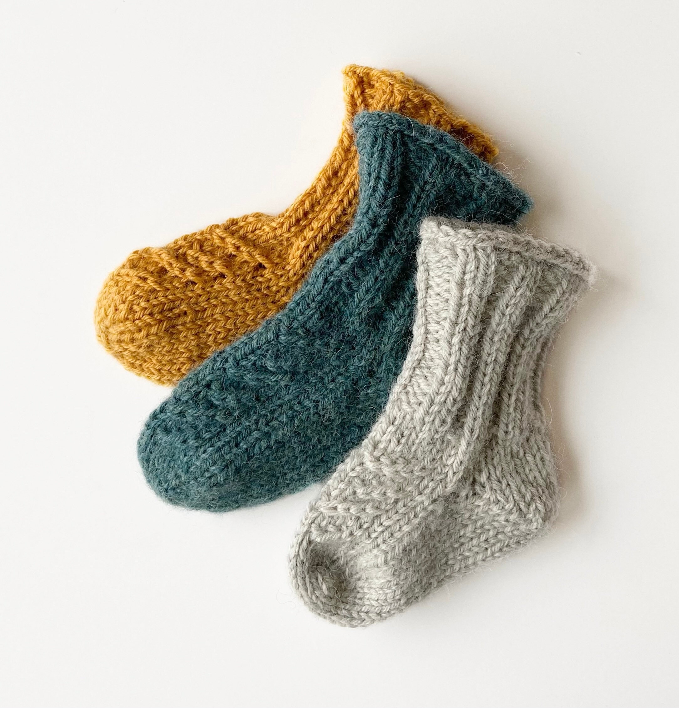 Baby Socks Knitting Pattern PDF, Seamless Knit Baby Booties, 3 Sizes ...