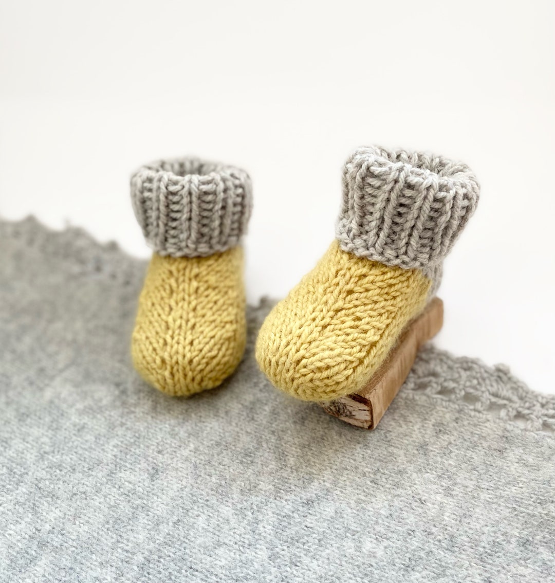 KNITTED BABY SOCKS Pattern, Cute and Cozy Pattern for Newborns, Simple ...