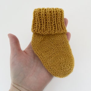 EASY SIMPLE Baby Socks PATTERN, Easy Baby Booties Pattern, Newborn ...