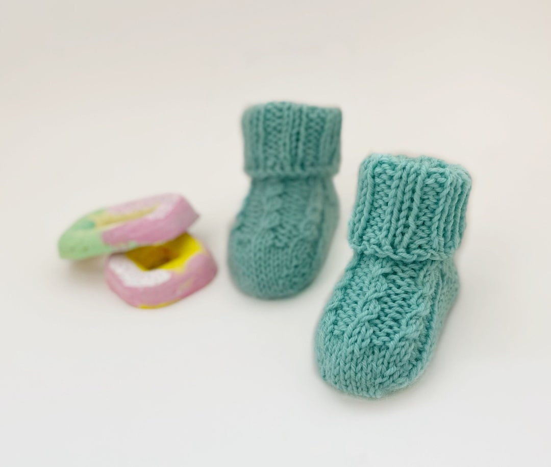 BABY SOCKS Knitting Pattern, Step-by-step Photo Tutorial, Perfect for ...