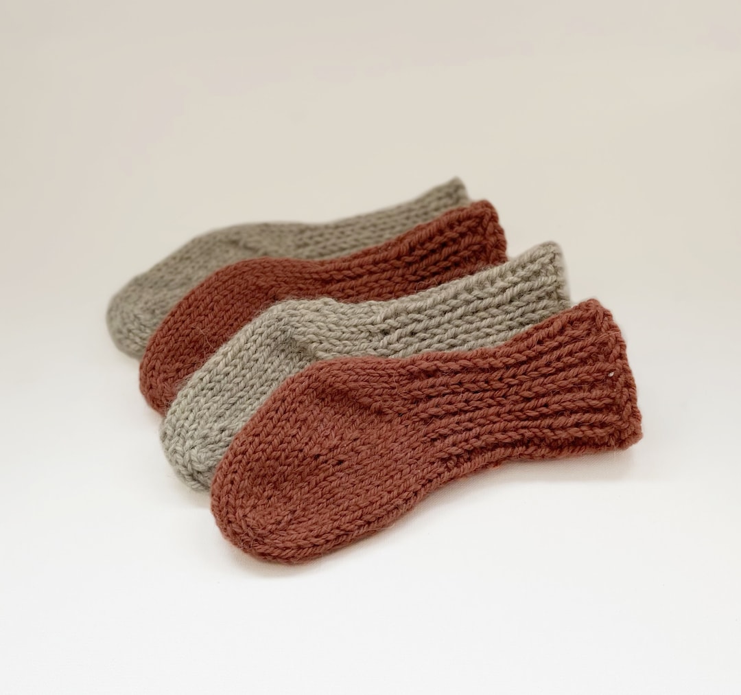 EASY Knit BABY SOCKS, Knitting Pattern for Newborns, Perfect Gift for ...