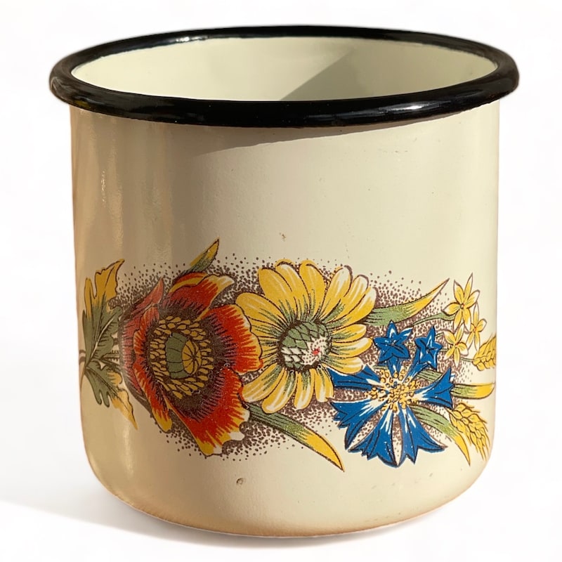Vintage Enamel Mugs - Etsy