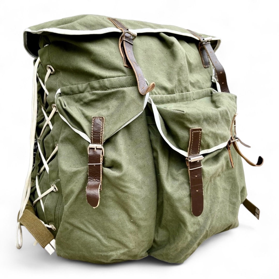 Large Soviet Vintage Green Olive Backpack Hiking Camping Canvas USSR ...