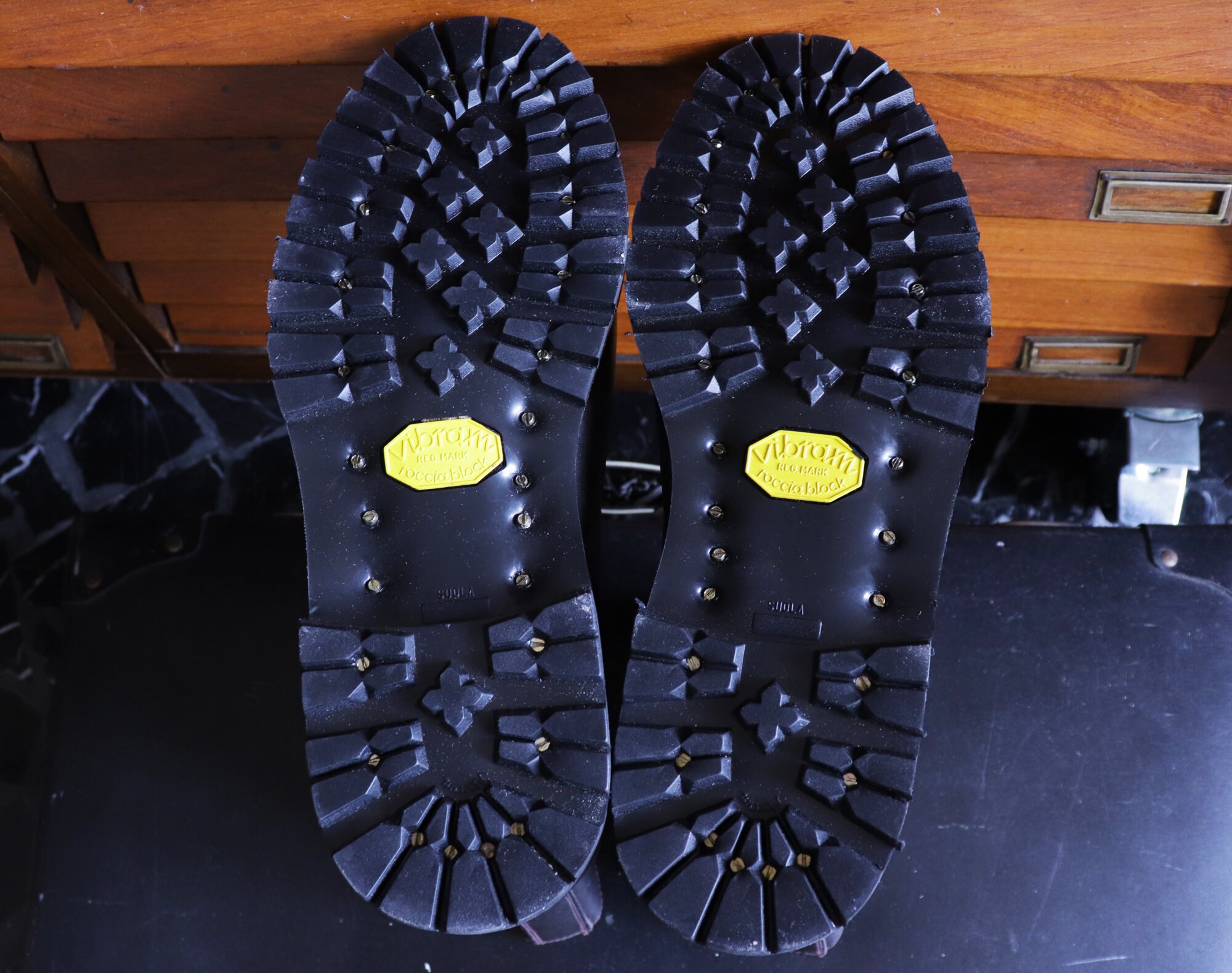 Black Leather Combat Boots, Military Black Leather Boots, Vibram Roccia ...