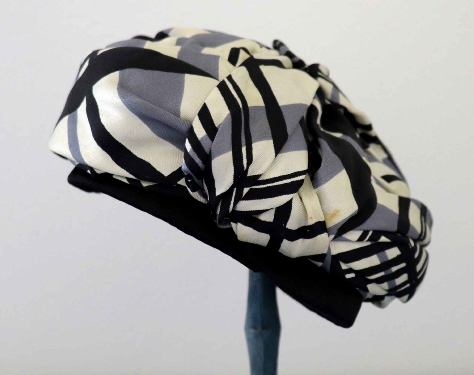1950's Vintage Satin Beret / Midcentury Vintage Black , Grey, White ...