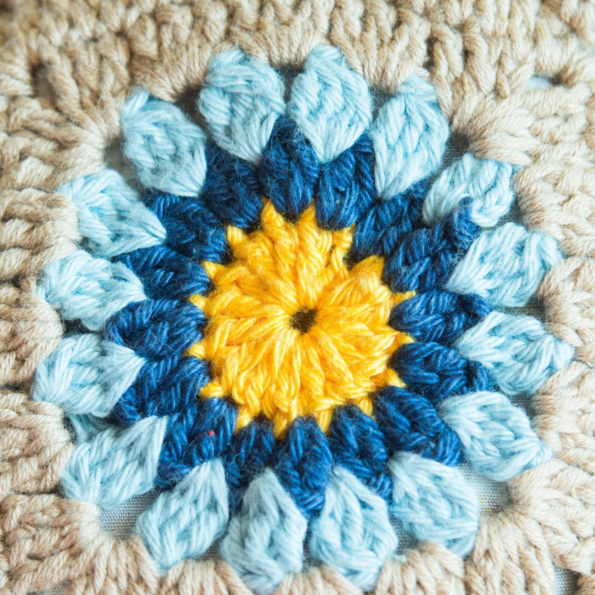 Granny Square Coin Purse, Kiss Lock Frame Wallet, Crochet Coin Purse ...