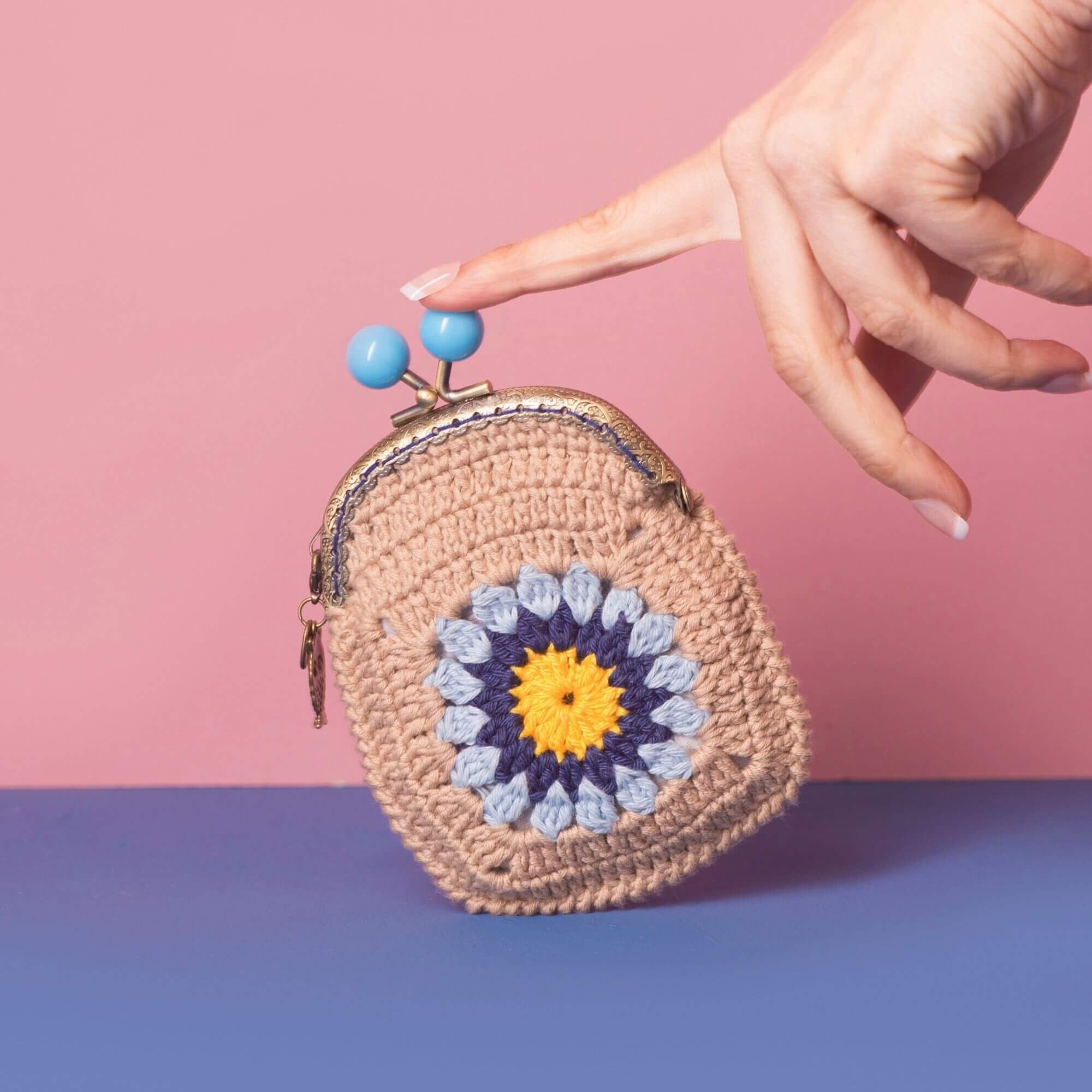 Granny Square Coin Purse, Kiss Lock Frame Wallet, Crochet Coin Purse ...