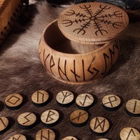 Hand Turned Alder Box of 24 Wood Runes Round Small Viking Runes Rune ...