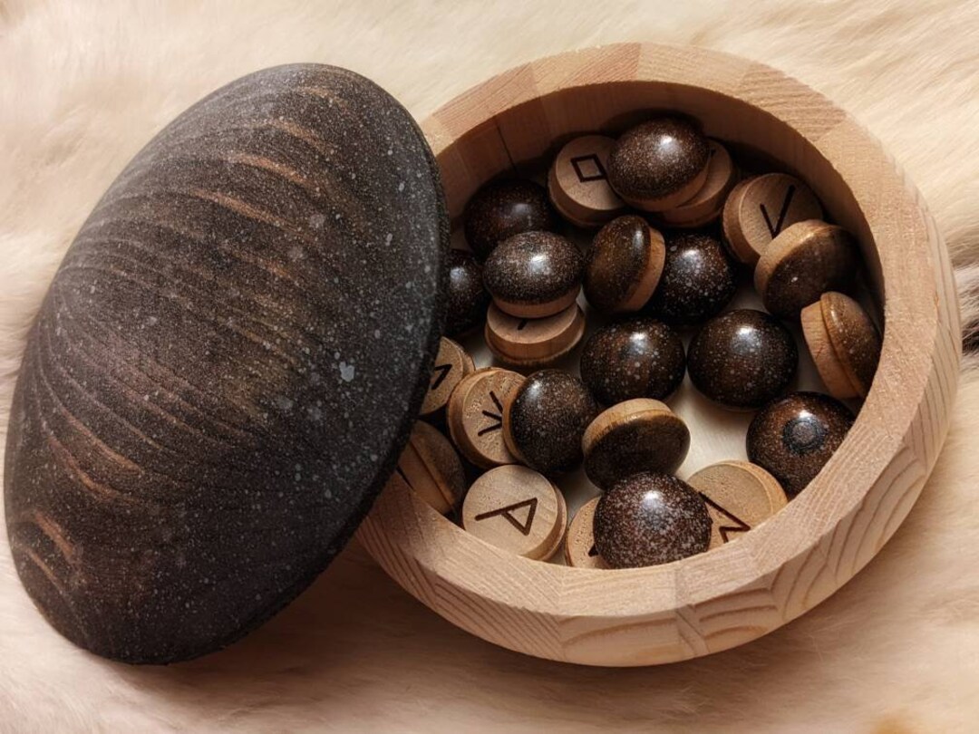 Mushroom Brown Cap Wood Rune Set Maple Norse Box Hand Painted - Etsy