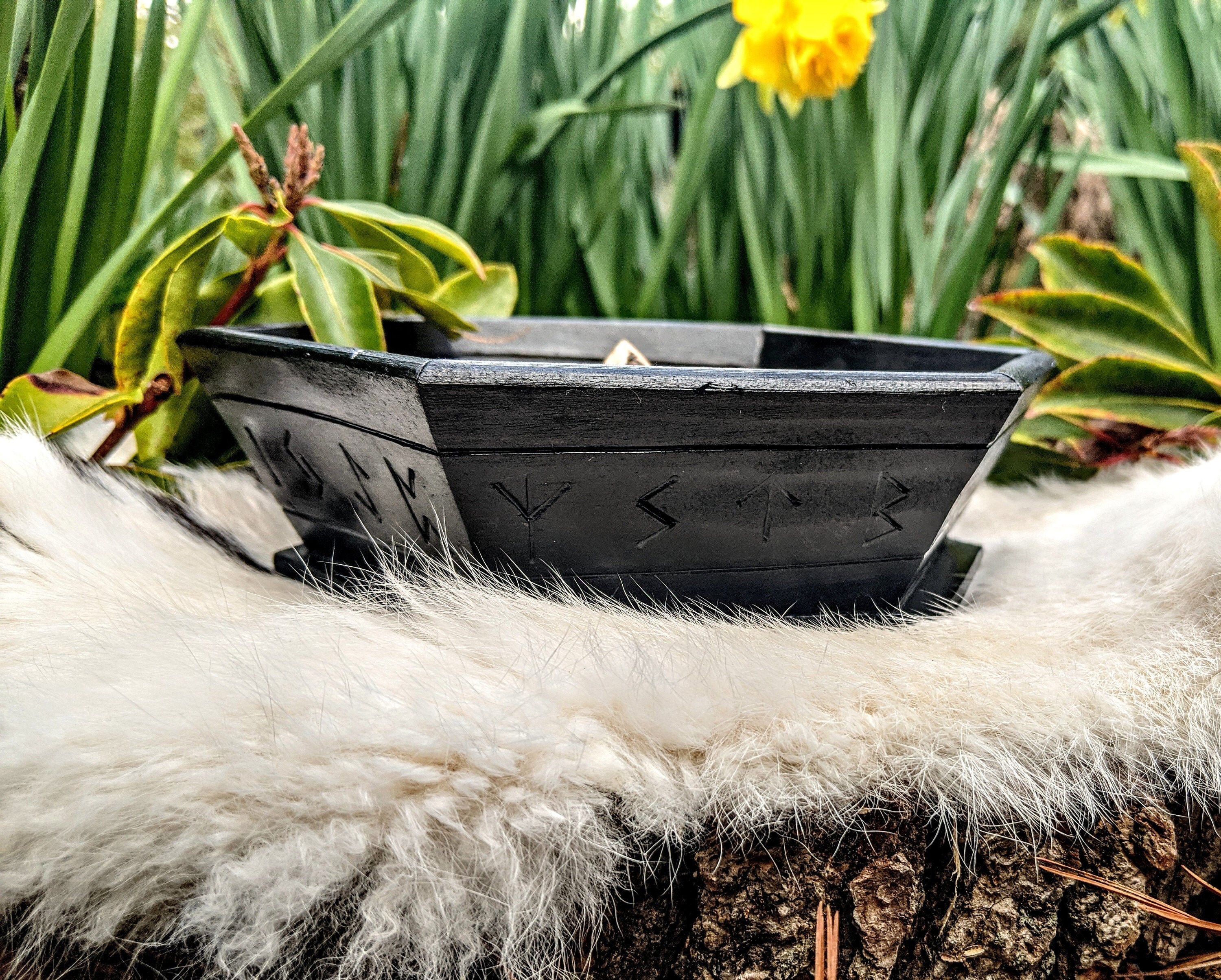 Black Offering Bowl Rune Wood Altar Dish Plate Asatru Heathen - Etsy