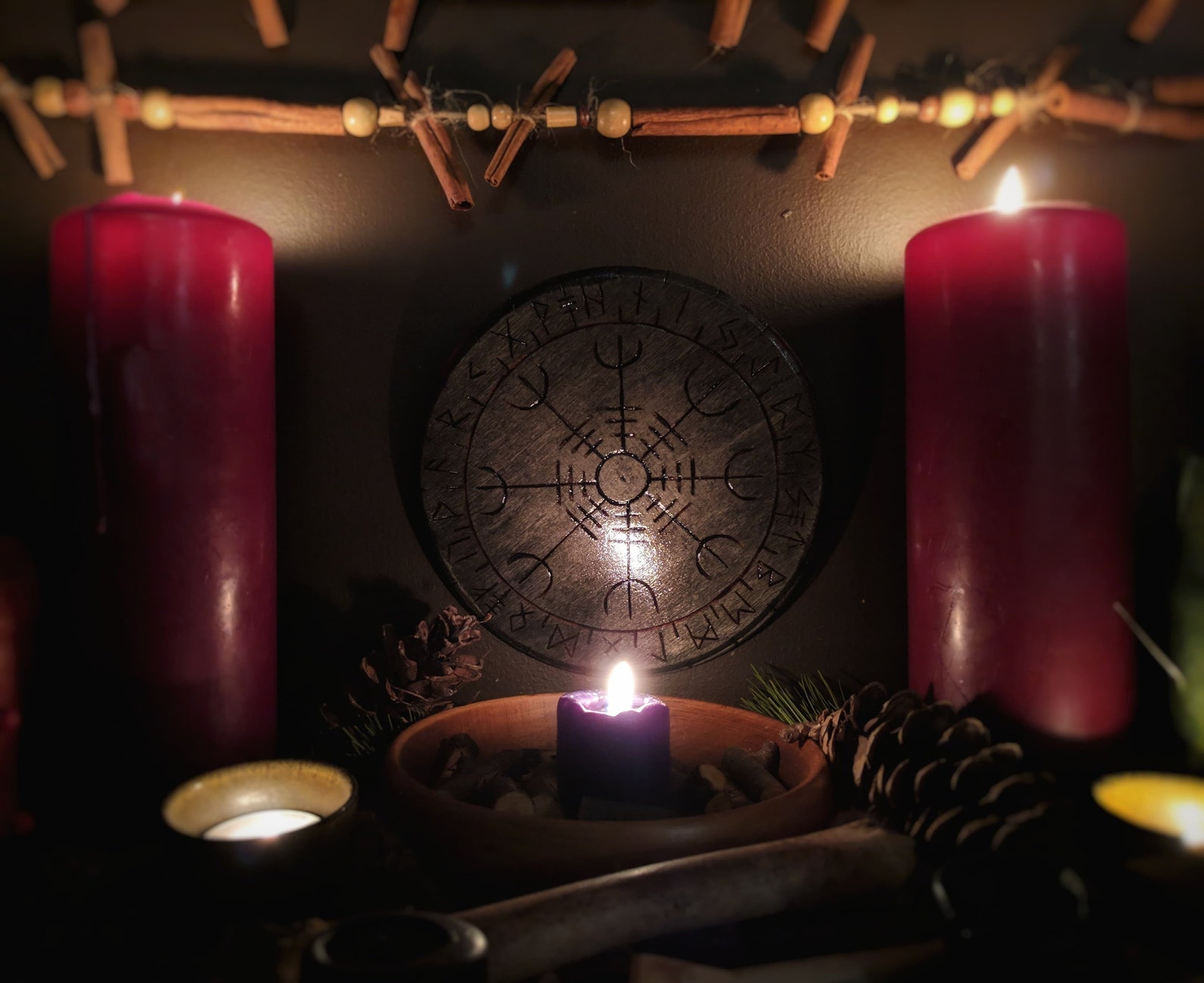Helm of Awe Heathen Altar Plate Asatru Norse Pagan Decor Wood Elder ...