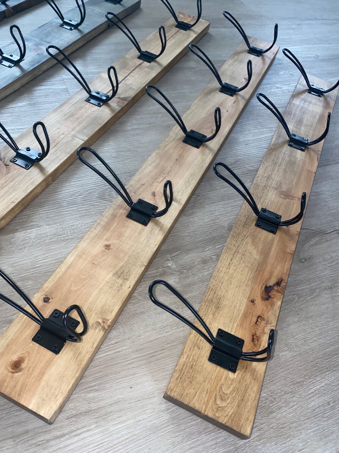 Handmade Farmhouse Hook Rack - Etsy