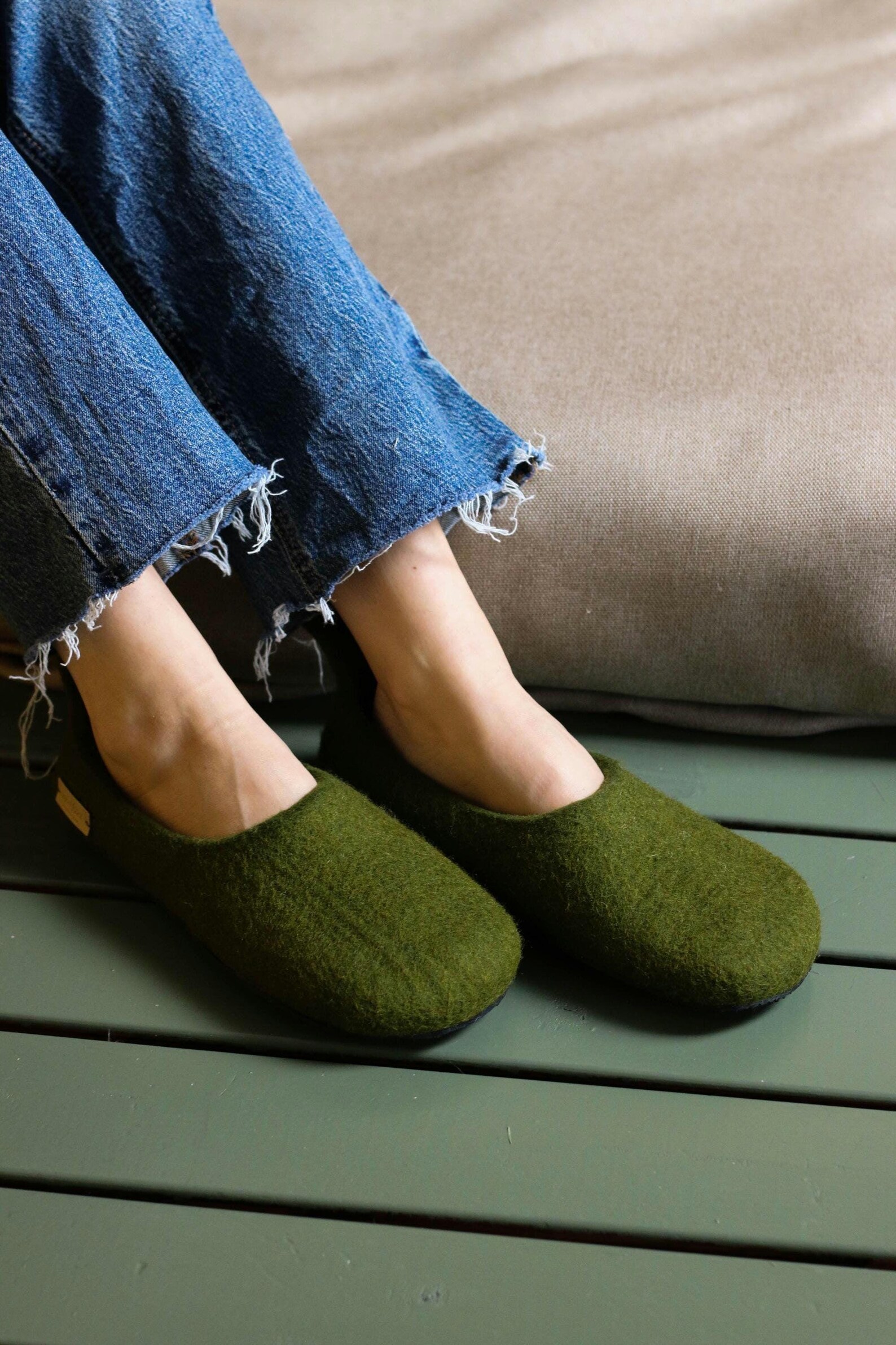 Wool Barefoot Slippers With Full Heel Natural Foot Shaped Slippers ...