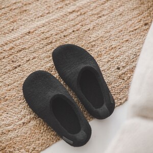 Black Wool Barefoot Slippers: Wide Toe Box Felted Home Shoes - Etsy