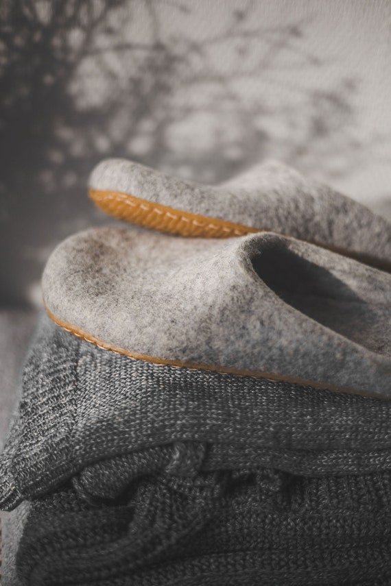 Foot shaped slippers store