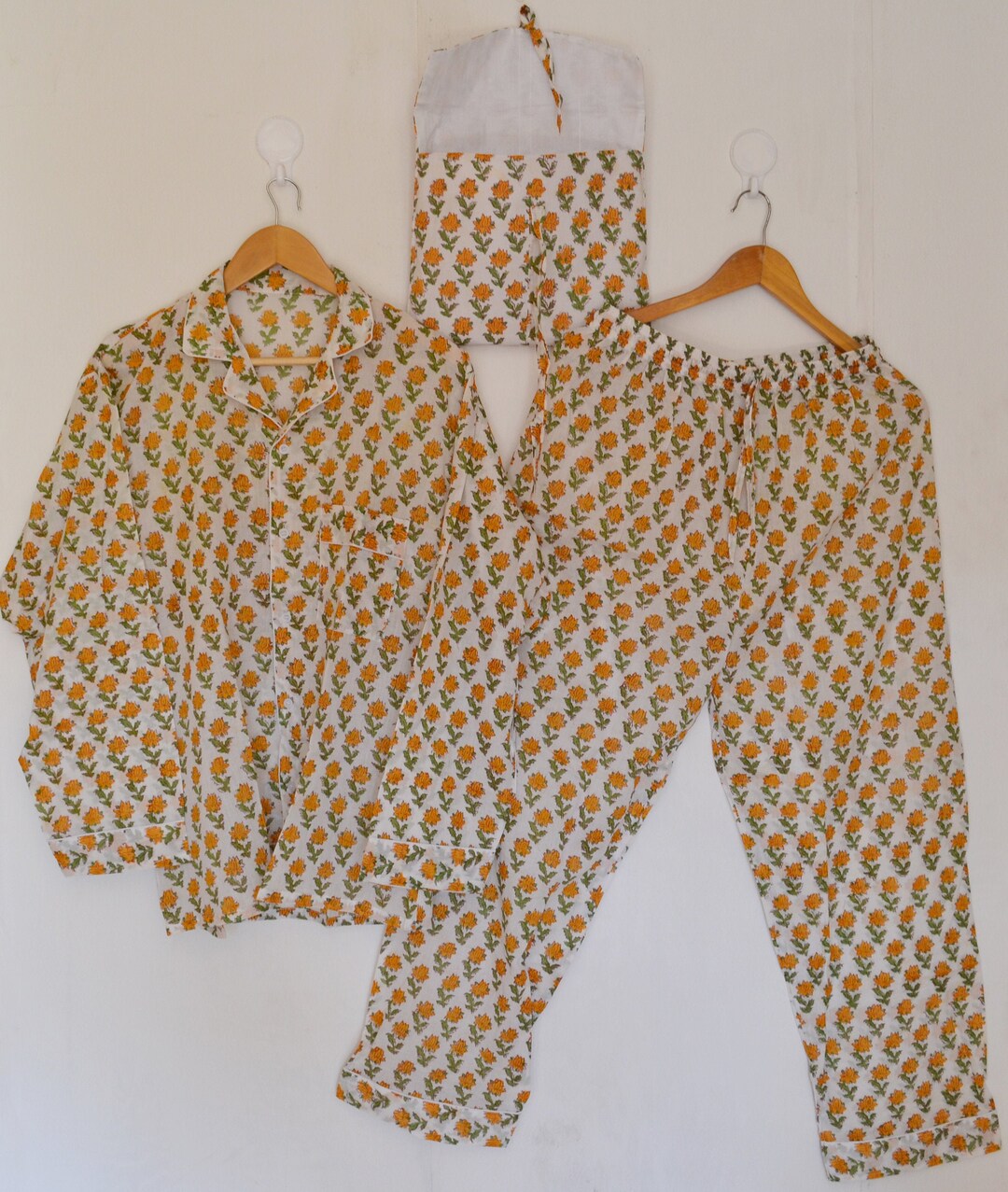 Indian Handmade Night Suit With Short Block Printed Women Night Dress ...