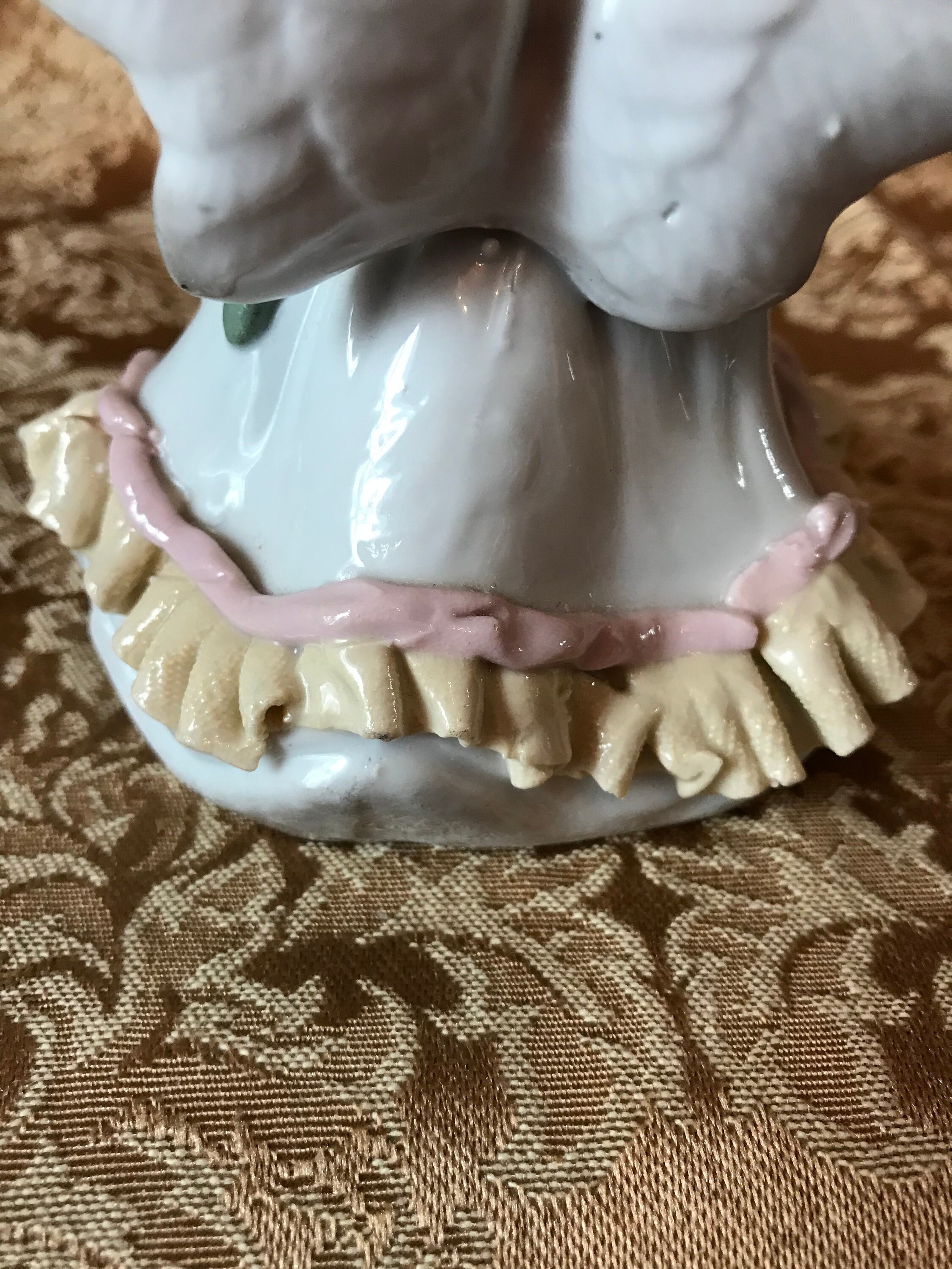 ANGEL Figurine Sweet Midcentury With Pink & Blue Rosebuds White Ceramic ...