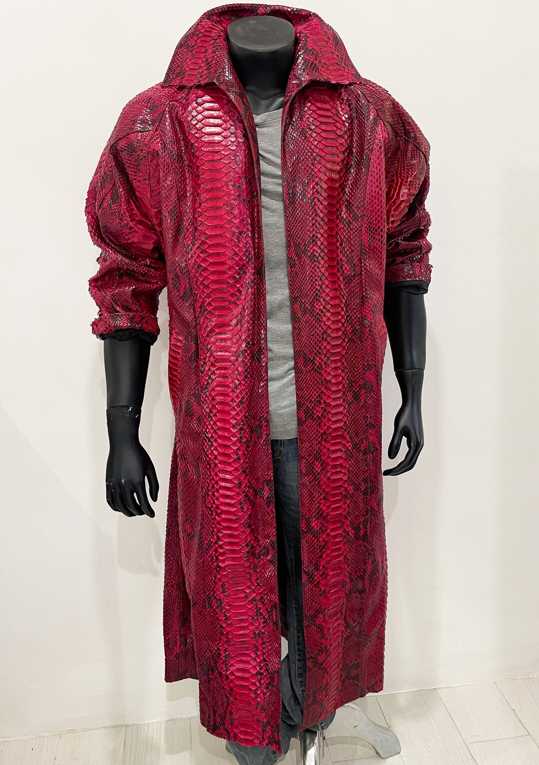 Man’s Snakeskin Coat, Dragon Python Leather Coat, Man’s Red Leather ...