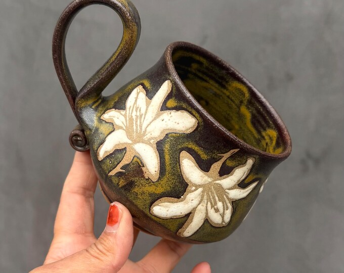 Handmade Ceramic Mug With Lily Flowers.coffee/tea Mug With Lily ...