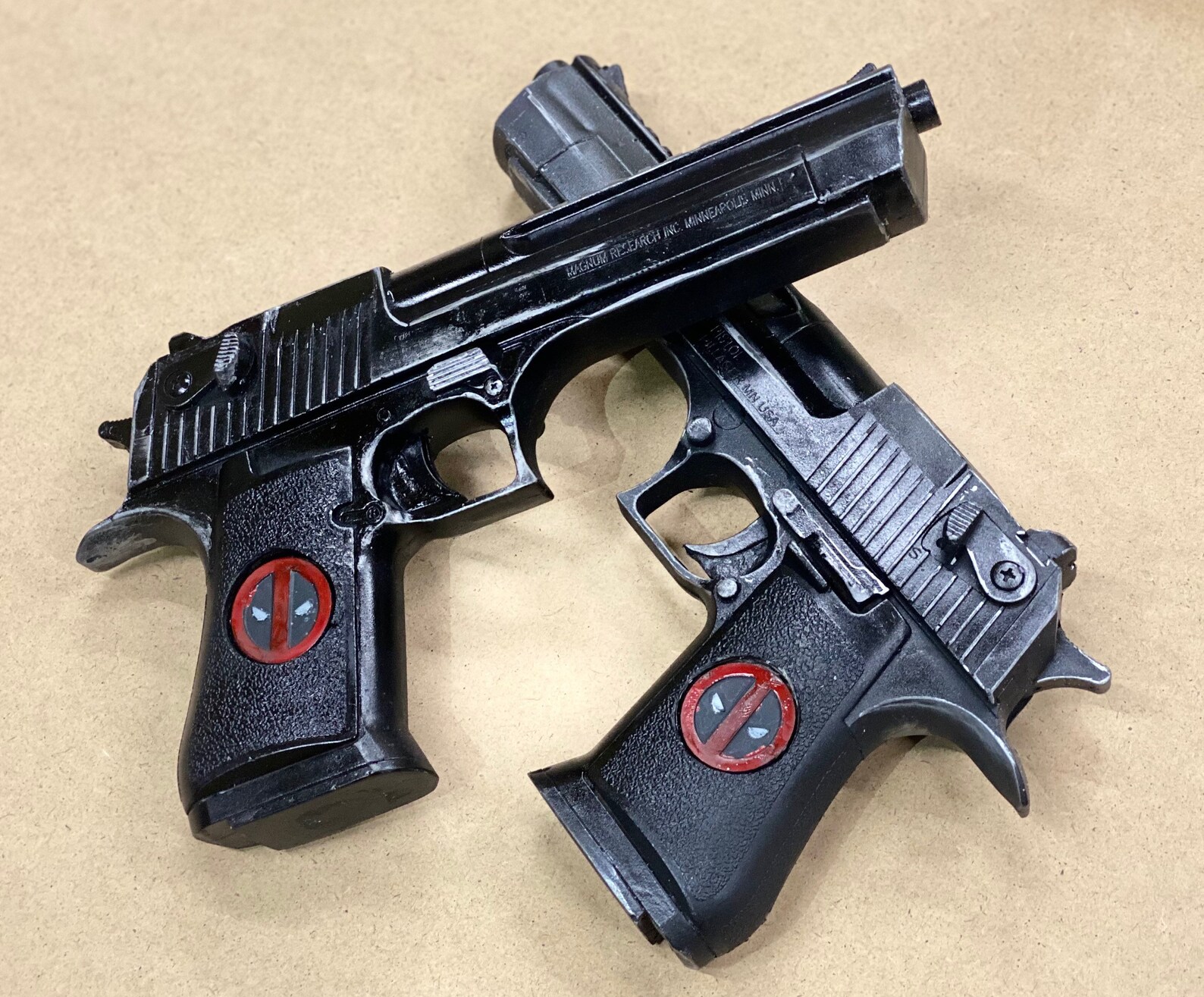 Deadpool inspired gun set | Etsy